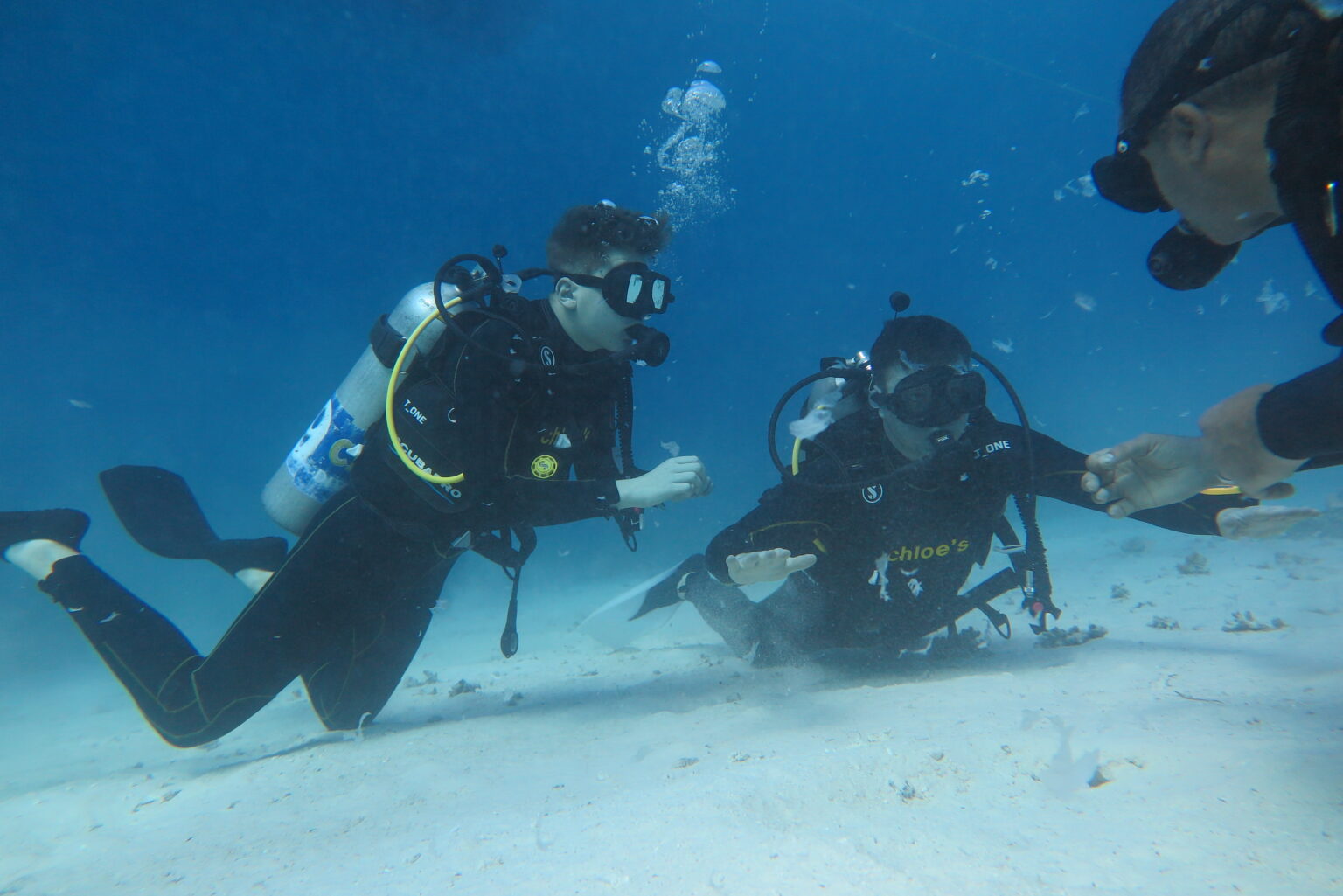 PADI Advanced Open Water Diver Course In Hurghada - Chloe's Diving